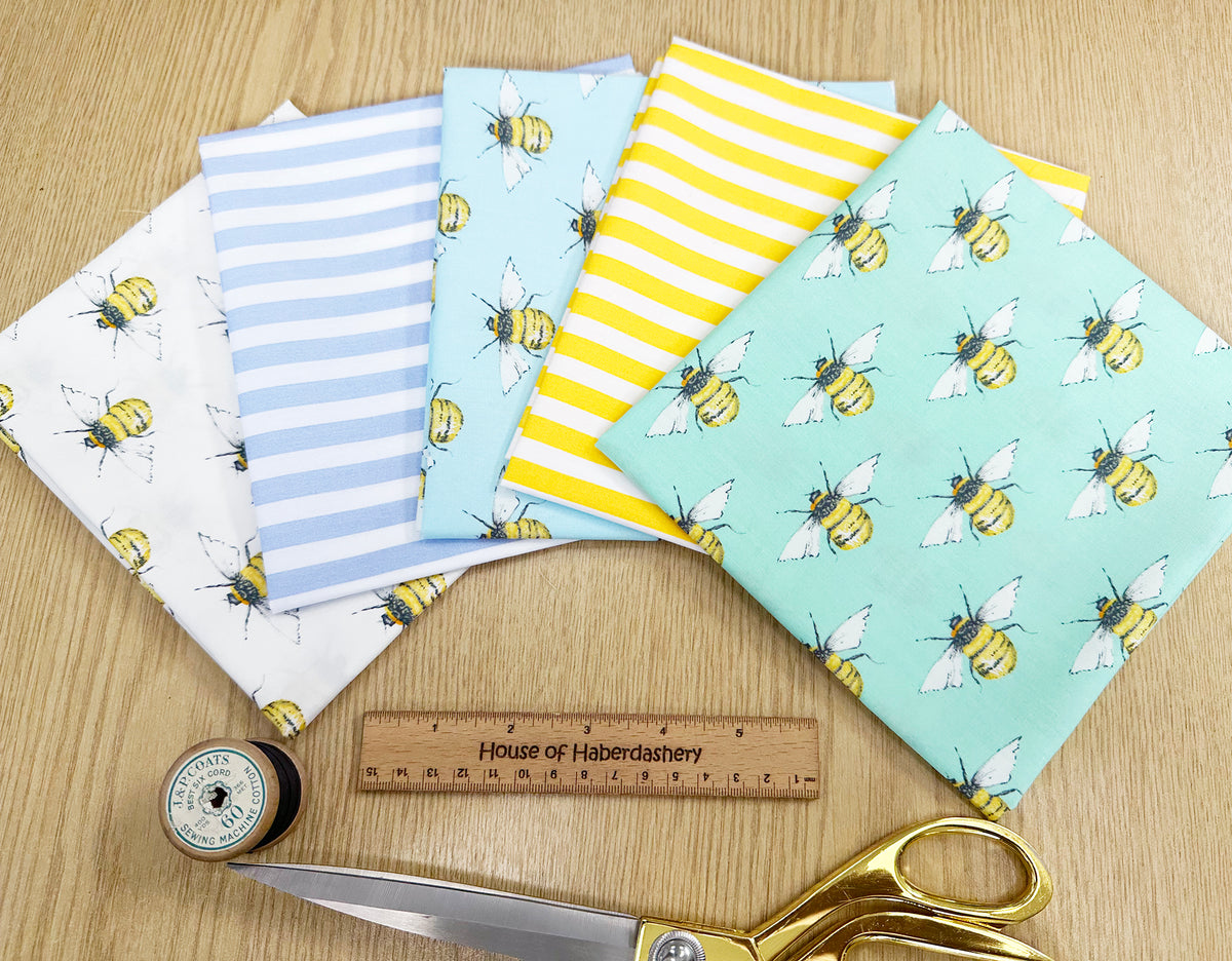 Fat Quarter Bundle - Pale Blue & Yellow Bumble Bees Mix Bunting Craft ...