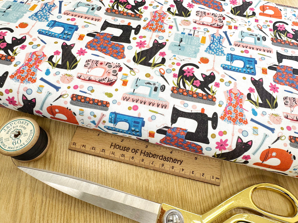 100% Cotton - Purrfect Stitches - Cute Cats & Sewing Machines - Nutex ...